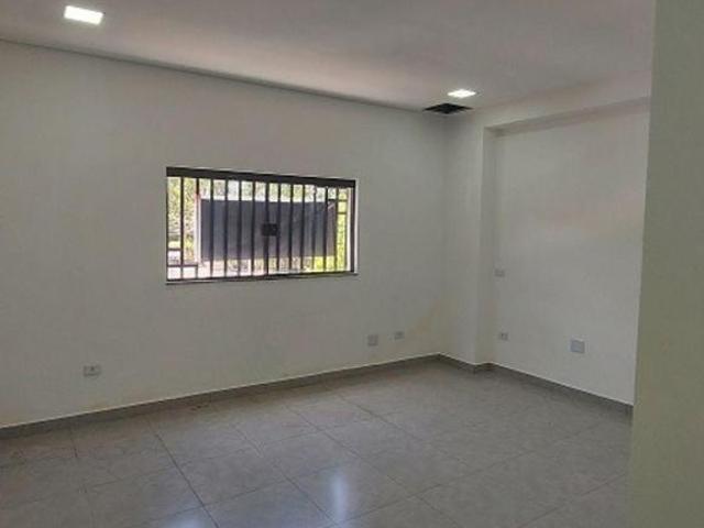 Sobrado em Avenida Maria Luiza Americano Itaquera São Paulo/SP