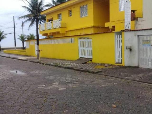 Sobrado em Aveinida Governador Mario Covas Junior Itaóca Mongaguá/SP