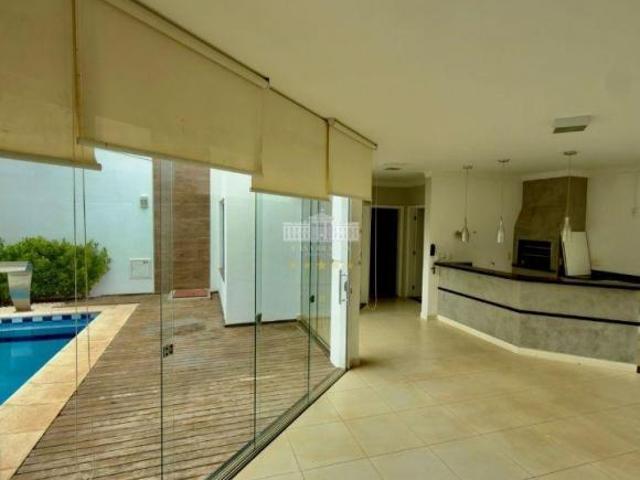 Sobrado em Aeroporto, Araçatuba/SP de 325m² 3 quartos à venda por R$ 1.070.000,00