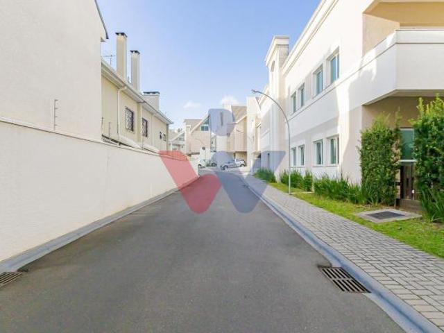 Sobrado em Afonso Pena, São José dos Pinhais/PR de 160m² 3 quartos à venda por R$ 1.380.000,00