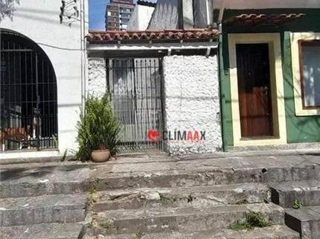 Sobrado em Água Branca com 100m², 2 dorm jardim e 48m² de terreno
