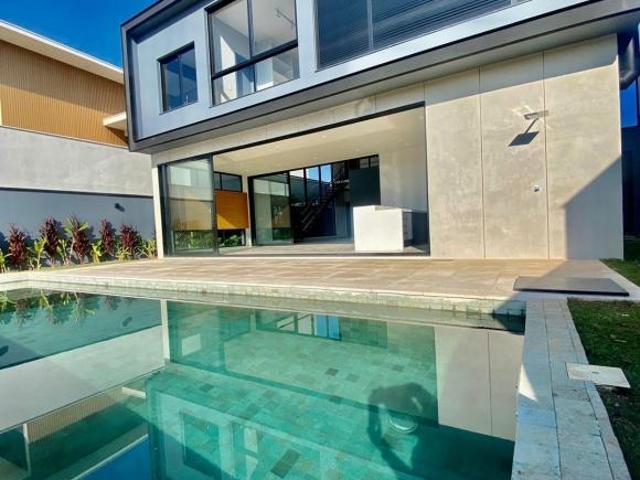 Sobrado em Alphaville Nova Esplanada IV à venda