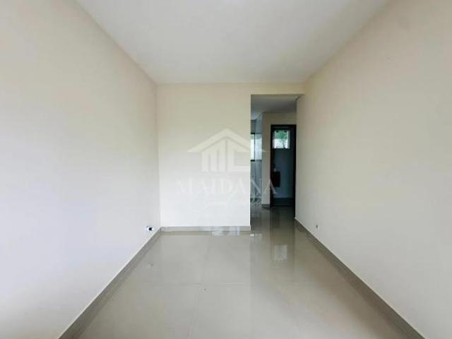 Sobrado em Alto Boqueirão, Curitiba/PR de 86m² 2 quartos à venda por R$ 470.000,00