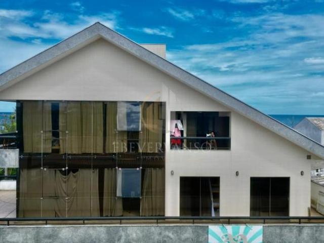 Sobrado em Balneário Brejatuba Guaratuba