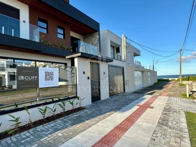 Sobrado em Balneario Eliana Guaratuba, PR