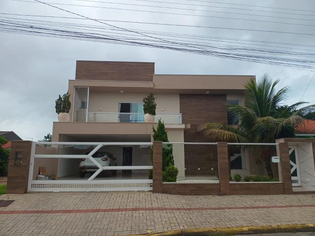 Sobrado em, Barra Velha/SC de 334m² 3 quartos à venda por R$ 2.799.000,00