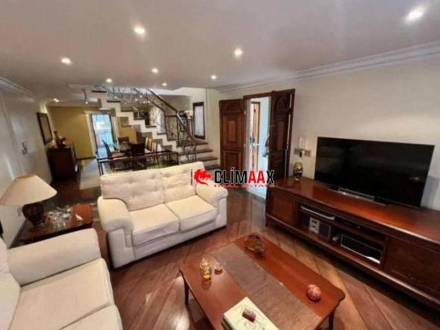 Sobrado em Bela Aliança com 223m², 4 dormitórios, suíte e 141m² de terreno Zona Oeste SP