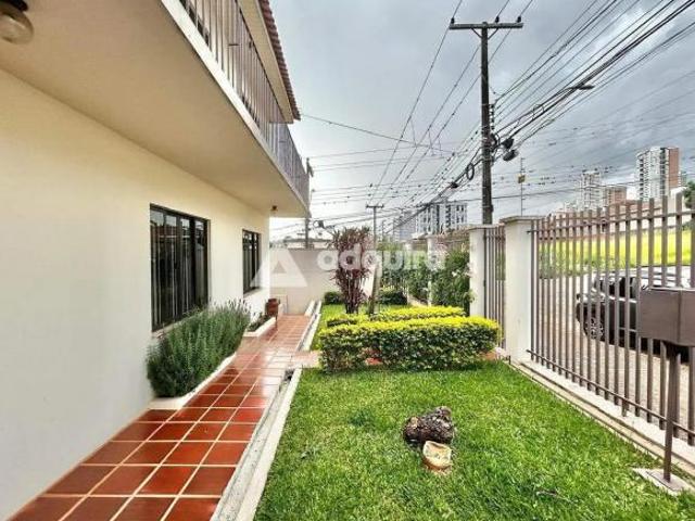 Sobrado em Boa Vista, Ponta Grossa/PR de 325m² 5 quartos à venda por R$ 1.300.000,00