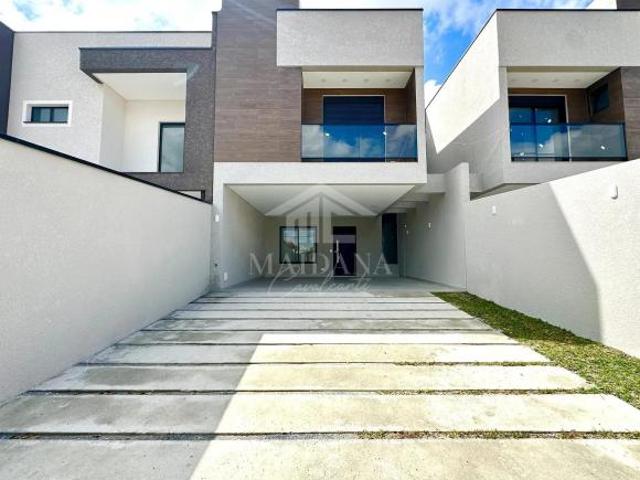 Sobrado em Bom Jesus, São José dos Pinhais/PR de 209m² 3 quartos à venda por R$ 1.490.000,00