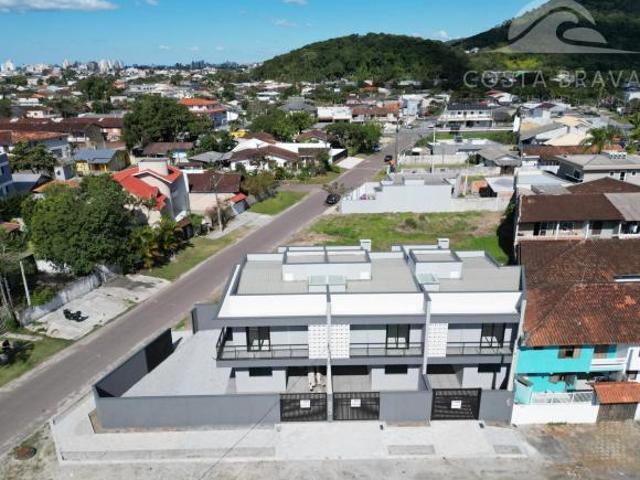 Sobrado em Bom Retiro Matinhos