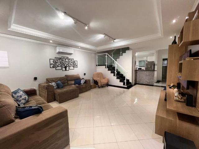 Sobrado em Boqueirão, Praia Grande/SP de 96m² 3 quartos à venda por R$ 629.900,00
