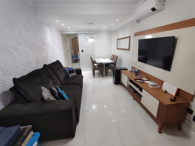 Sobrado em Boqueirão, Praia Grande/SP de 115m² 3 quartos à venda por R$ 849.900,00