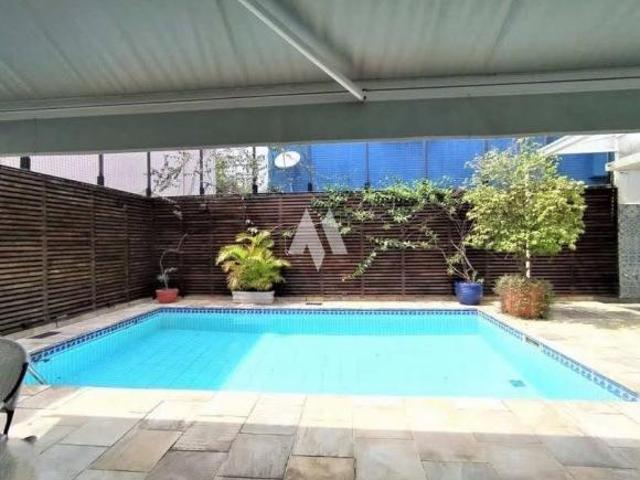 Sobrado em Boqueirão, Santos/SP de 314m² 5 quartos à venda por R$ 3.200.000,00
