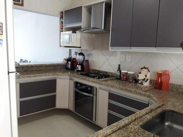 Sobrado em Borda da Mata, Caçapava/SP de 140m² 4 quartos à venda por R$ 530.000,00