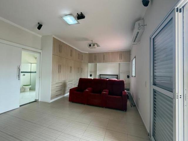 Sobrado em Borda da Mata, Caçapava/SP de 330m² 5 quartos à venda por R$ 1.100.000,00