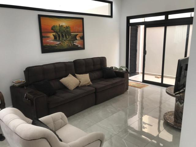 Sobrado em Brigadeiro Tobias, Sorocaba/SP de 233m² 3 quartos à venda por R$ 1.209.900,00