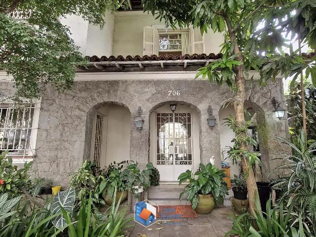 Sobrado em Cambuci, São Paulo/SP de 473m² 6 quartos à venda por R$ 2.399.900,00