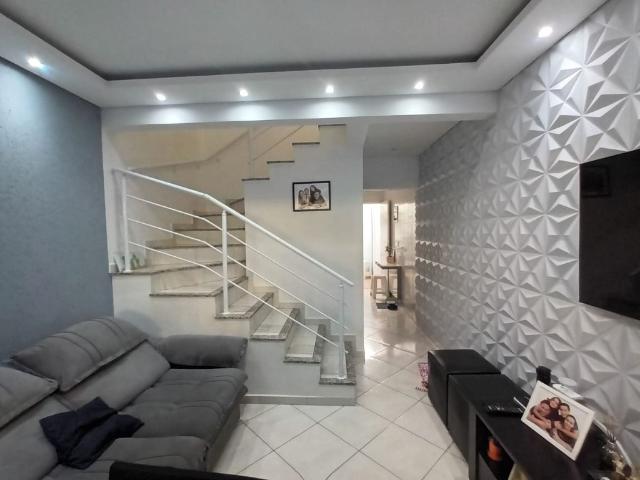 Sobrado em Campestre, Santo André/SP de 100m² 3 quartos à venda por R$ 698.600,00