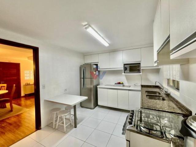Sobrado em Campina do Siqueira, Curitiba/PR de 0m² à venda por R$ 720.000,00