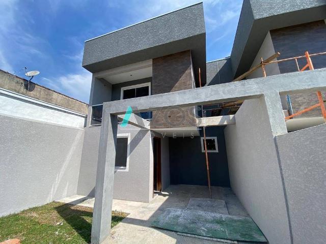 Sobrado em Campo Pequeno, Colombo/PR de 102m² 3 quartos à venda por R$ 579.000,00