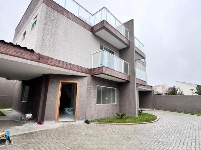 Sobrado em Capão Raso, Curitiba/PR de 142m² 3 quartos à venda por R$ 1.200.000,00