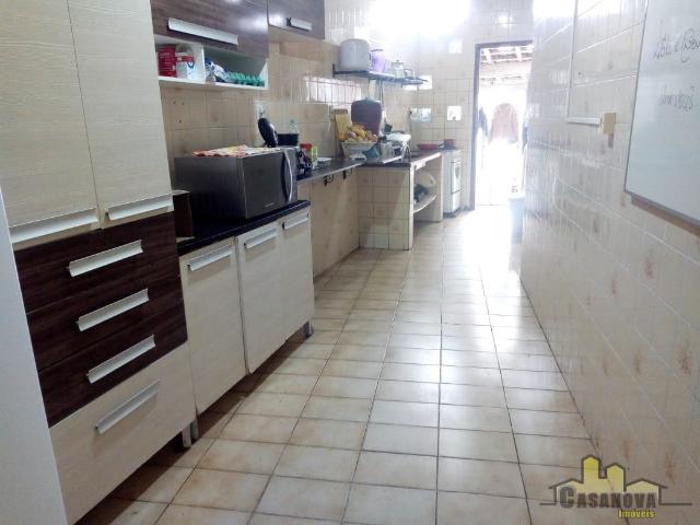 Sobrado em Centro, Jacareí/SP de 0m² 4 quartos à venda por R$ 370.000,00