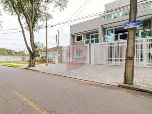 Sobrado em Centro, São José dos Pinhais/PR de 0m² 3 quartos à venda por R$ 1.700.000,00