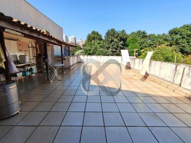 Sobrado em Champagnat, Londrina/PR de 288m² 5 quartos à venda por R$ 500.000,00