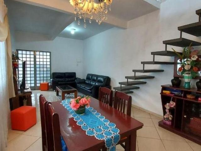 Sobrado em Cidade Edson, Suzano/SP de 200m² 2 quartos à venda por R$ 450.000,00