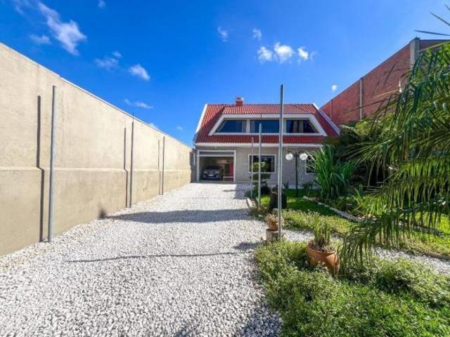 Sobrado em Cidade Industrial, Curitiba/PR de 240m² 4 quartos à venda por R$ 1.700.000,00