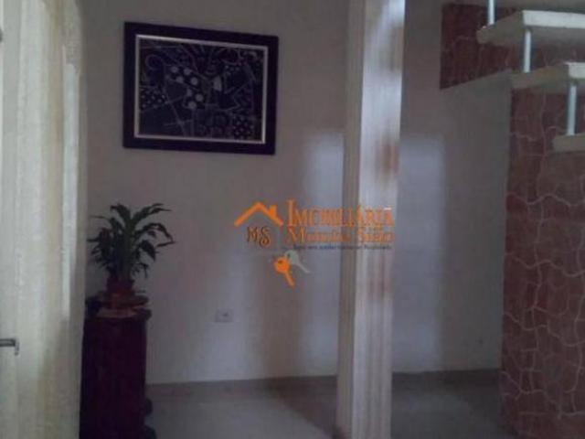 Sobrado em Cidade Soberana, Guarulhos/SP de 200m² 3 quartos à venda por R$ 954.000,00