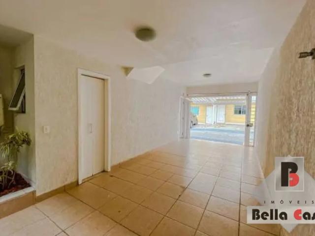 Casa a venda com 2 quartos, 2 vagas na mooca