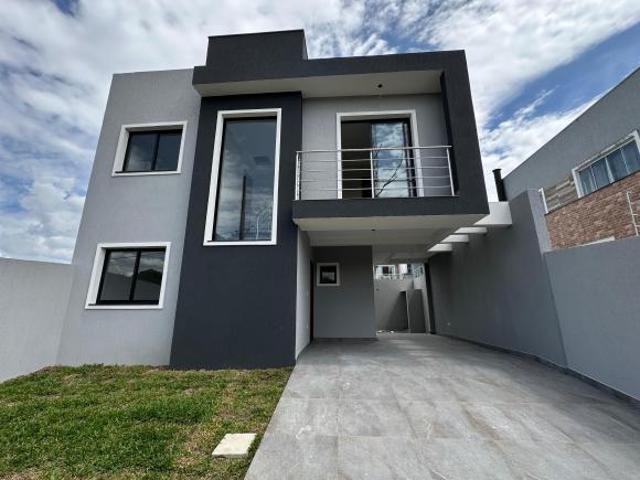 Sobrado em Condominio | 3 Dorm | 110m² | 2 vagas | Sta. Felicidade Curitiba/PR