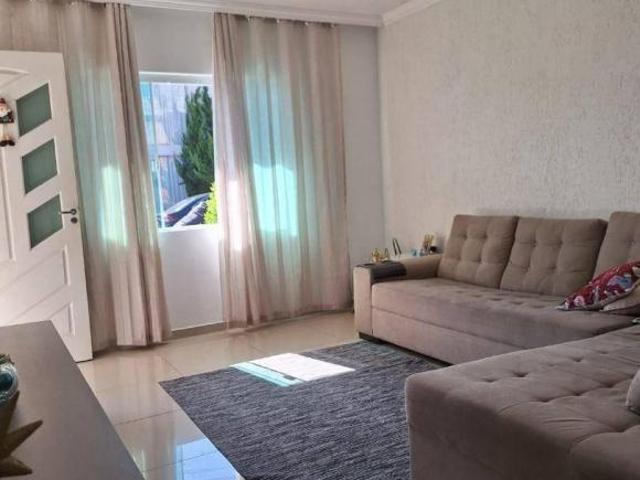 Sobrado em condominio, 3 dormitórios, com piscina localizado no Caiuá