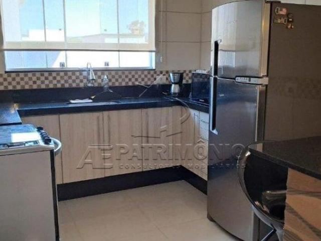 SOBRADO EM CONDOMINIO, 3 DORMS E 1 SUITE CLOSET, RESIDENCIAL LAGO DA SERRA, TOLEDOPOLIS, ARAÇOIABA D