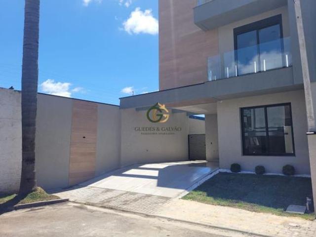 Sobrado em condomínio 3 Quartos Pinheirinho 195m²