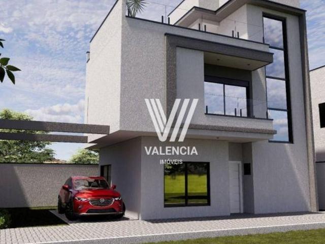 Sobrado em Condominio | 3 Suites | 148m² | 2 vagas | Hauer Curitiba/PR