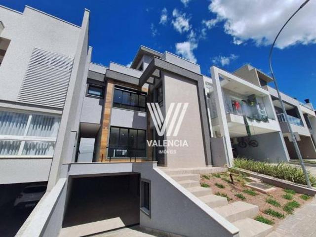 Sobrado em Condominio | 3 Suites | 5 Vagas | 323m² | Uberaba Curitiba/PR