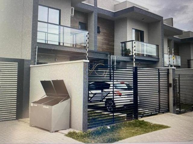 Sobrado em Condomínio 03 Quartos, 02 vagas no Pinheirinho Curitiba/PR