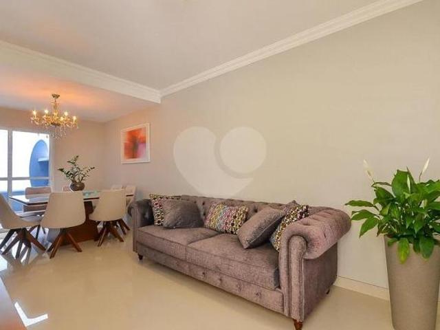 SOBRADO EM CONDOMÍNIO • 134m² • 3 QUARTOS • SUÍTE • BARREIRINHA / ABRANCHES