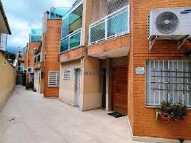 Sobrado em condomínio 2 suites e 3 vagas paralelas no Cambuci