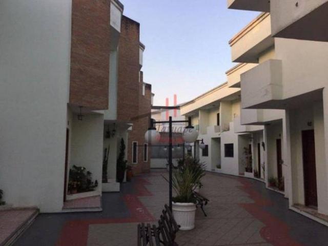 Sobrado em Condomínio