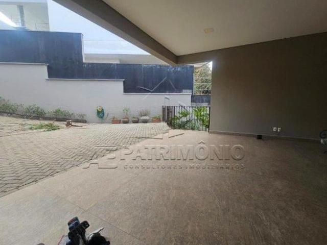 SOBRADO EM CONDOMINIO 4 SUITES COM CLOSET SENDO 1 SUITE COM HIDROMASSAGEM RESIDENCIAL ALPHAVILLE NOV