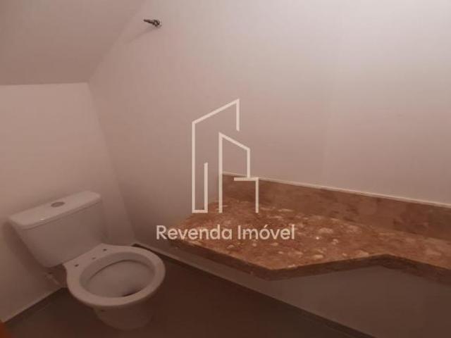 Sobrado em Condomínio com cobertura gourmet, 2 suítes, churrasqueira e 1 vaga de garagem