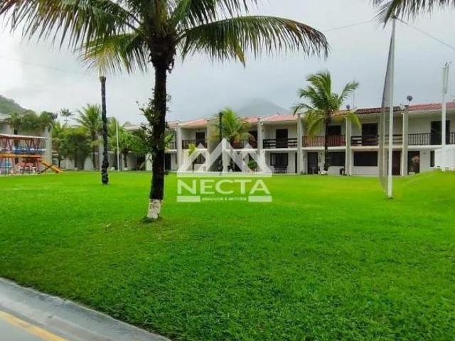 Sobrado em Condomínio com Piscina à Venda em Martim de Sá Caraguatatuba
