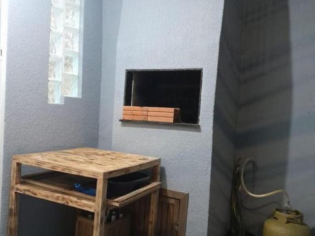 Sobrado em Condomínio com Sacada e Pátio