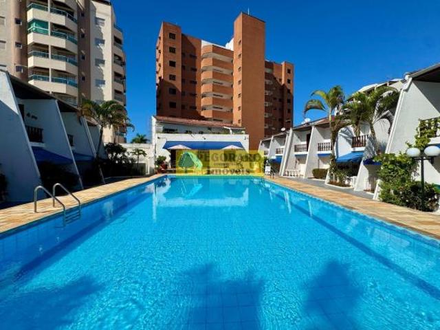 SOBRADO EM CONDOMÍNIO COM VISTA PARA O MAR NA MARTIM DE SÁ CONDOMÍNIO COSTA AZUL