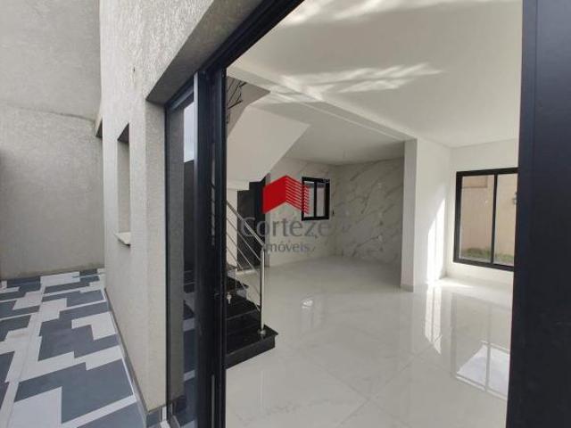 Sobrado em condomínio com 142m² 3 quartos, à venda, no bairro Xaxim em Curitiba