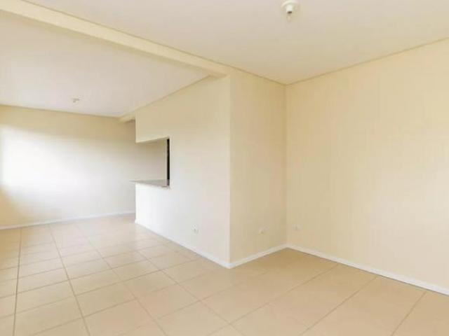Sobrado em condominio com 105m² em Piraquara