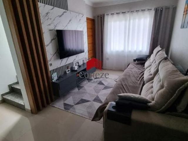 Sobrado em condomínio com 112m² 3 quartos, à venda, no bairro Uberaba em Curitiba